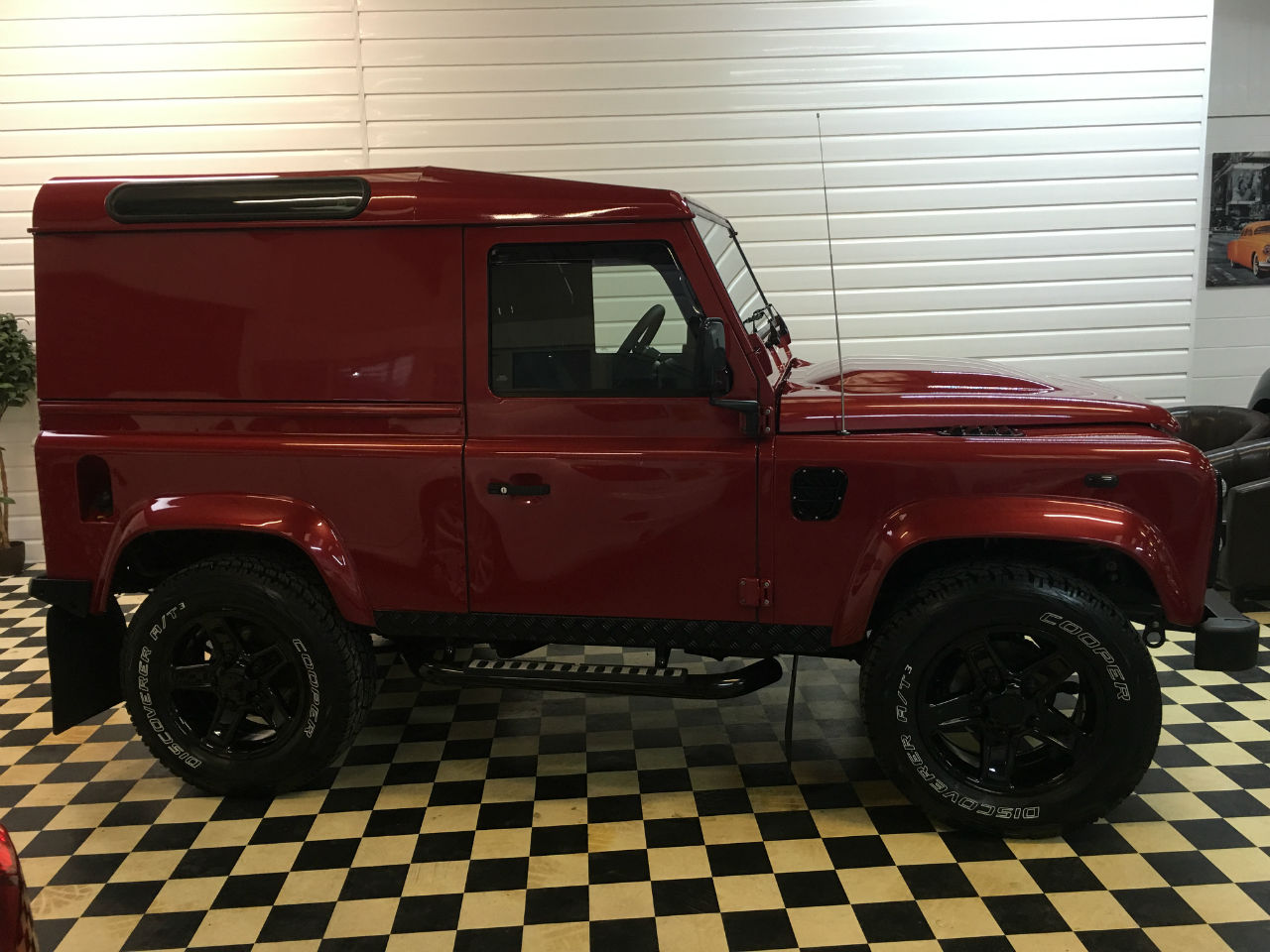 Second Hand Land Rover Defender Wheels And Tyres at Sienna Schaw blog